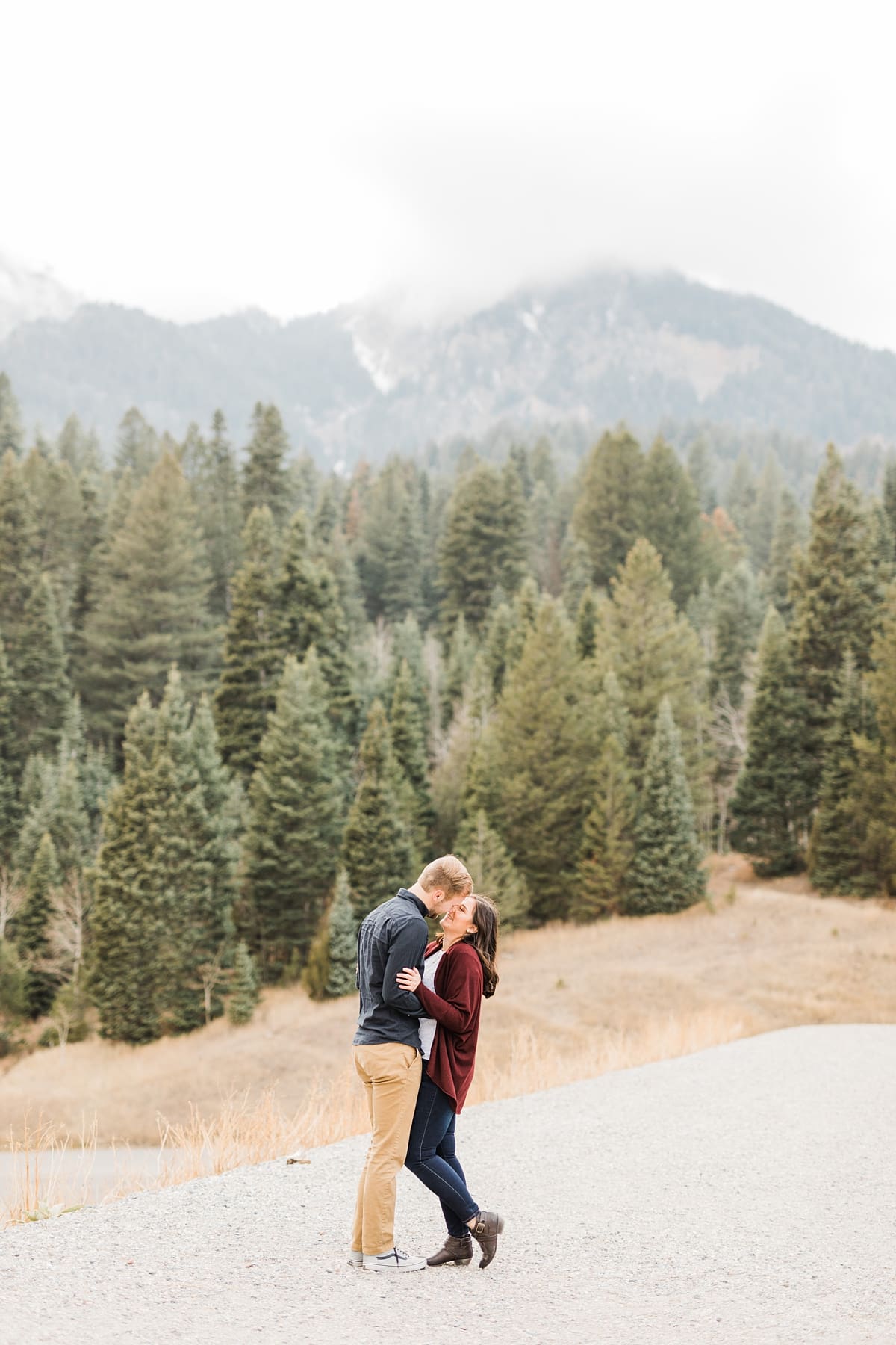 Cozy Fall Mountain Anniversary Session | Tibble Fork Reservoir, Utah ...