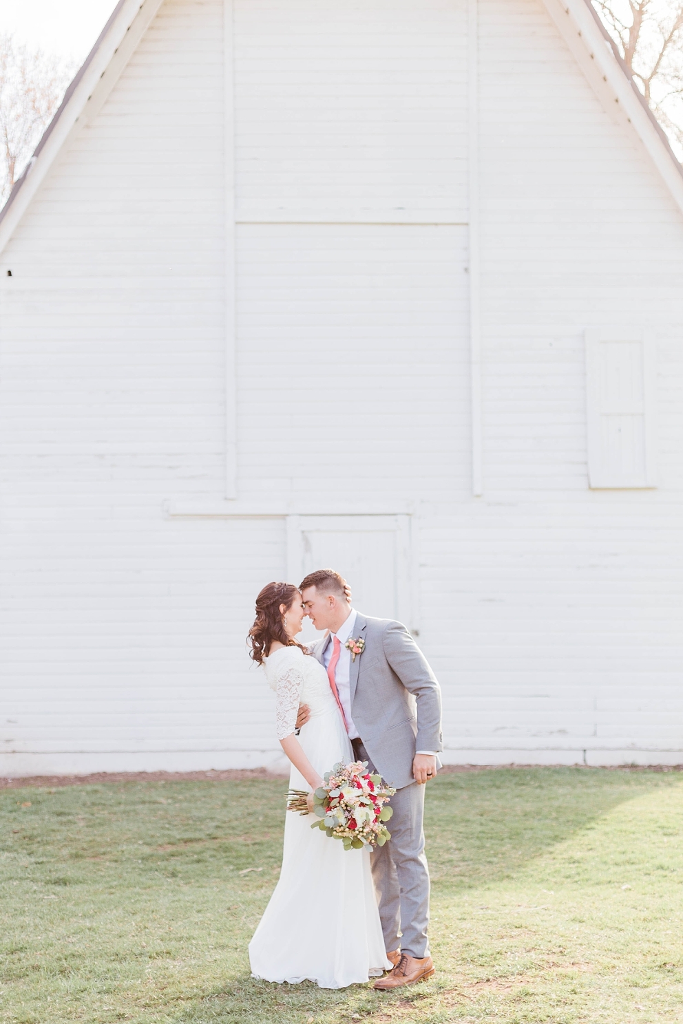 Pretty Spring Wedding at the Oaks Event Center || Payson, Utah - Tasha Rose